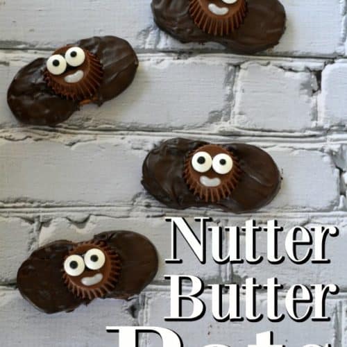 Super fun Nutter Butter Bats for Halloween!