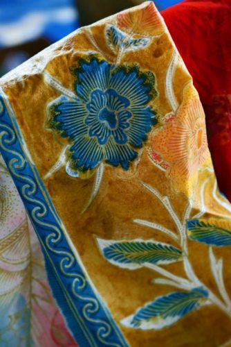 Amazing visit to a Batik Factory in Bali - Tammilee Tips