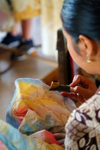Amazing visit to a Batik Factory in Bali - Tammilee Tips