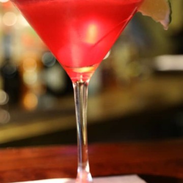 Pomegranate Breeze Martini Recipe - Tammilee Tips