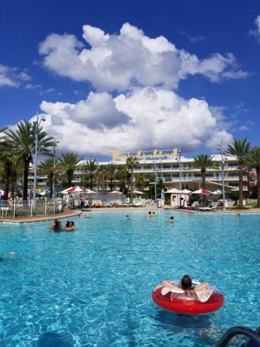 Universal's Cabana Bay Beach Resort {Video} - Tammilee Tips