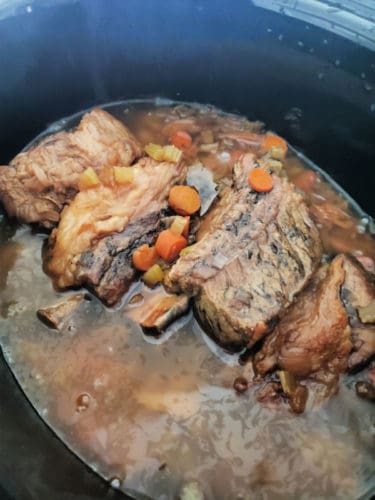 Crockpot Port Braised Beef Short Ribs Recipe - Tammilee Tips