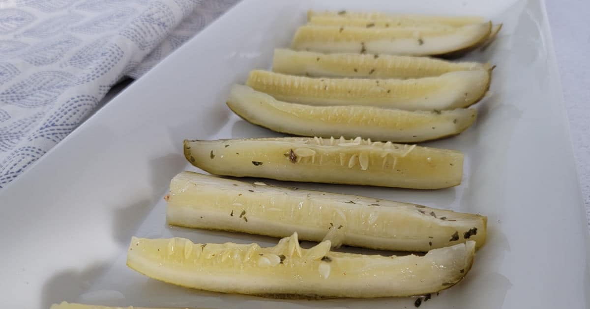 2 Ingredient Ranch Pickles Recipe - Tammilee Tips