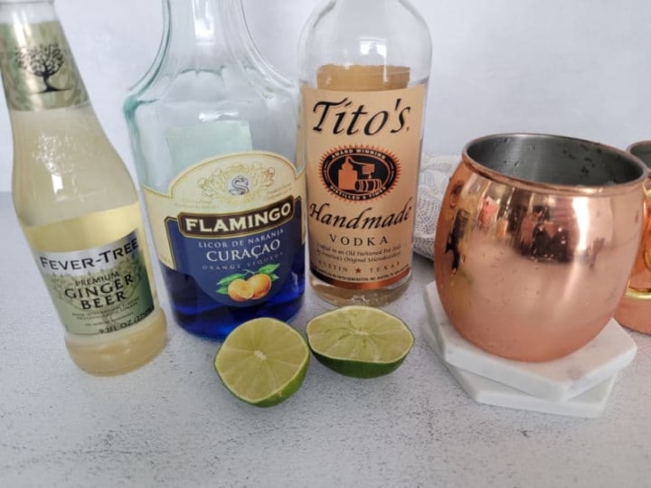 Easy Blue Mule Cocktail Recipe - Tammilee Tips