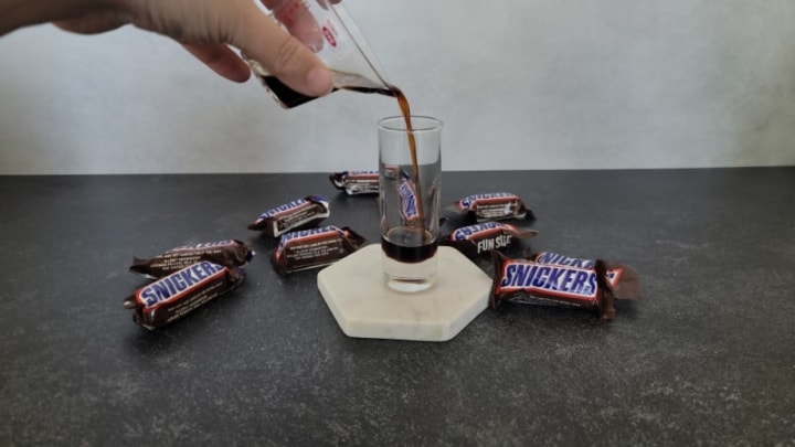 Snickers Shot Recipe - Tammilee Tips