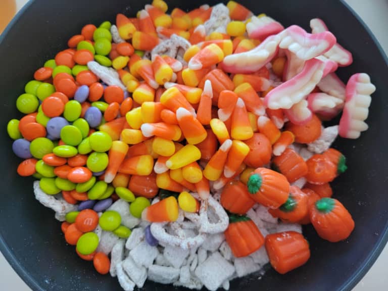 Halloween Monster Munch - Tammilee Tips